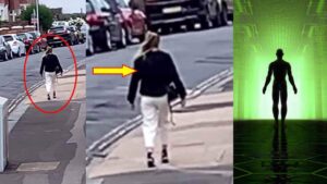 Bug na matrix? Mulher, de repente, ficou "congelada" na rua